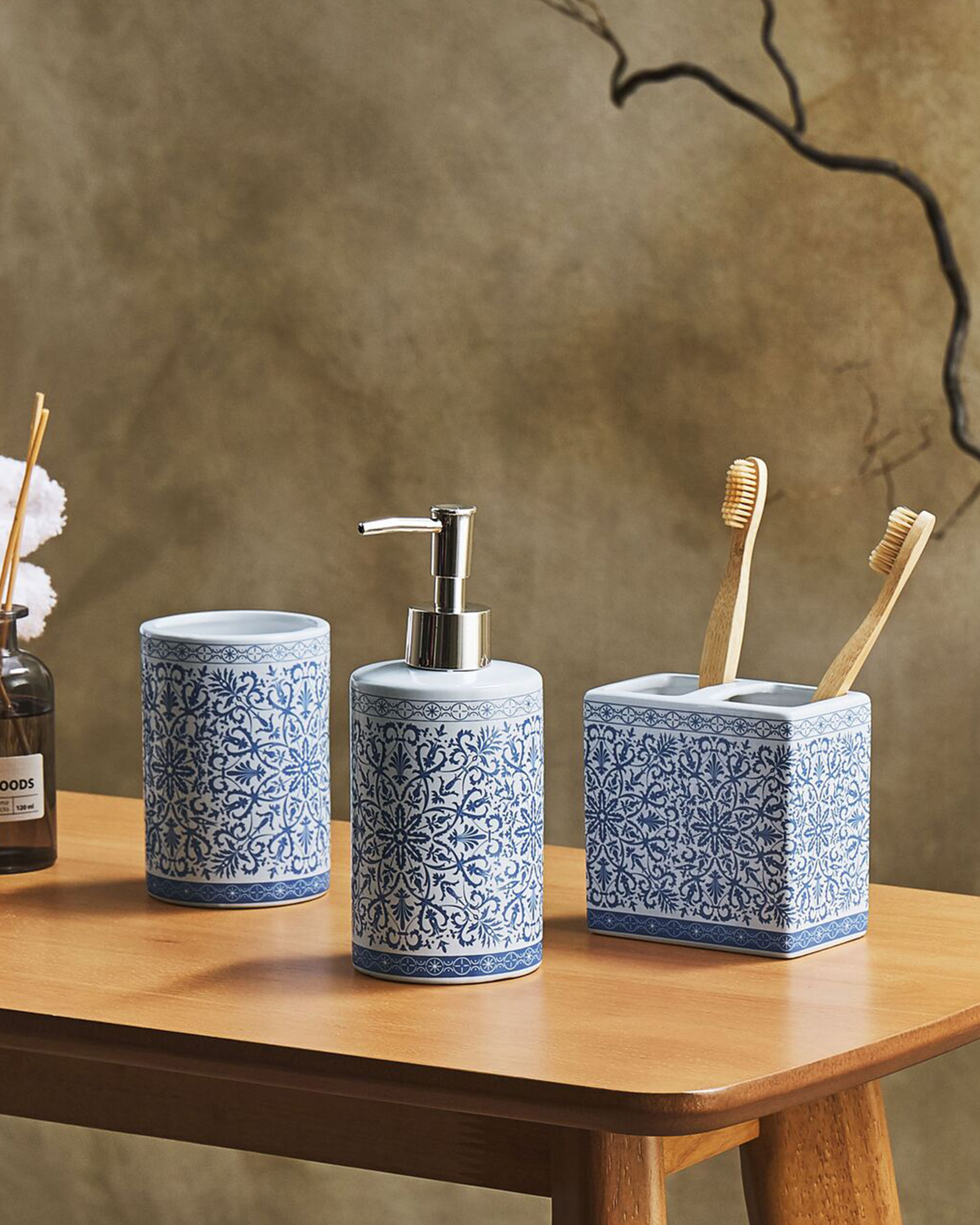 Transform Your Bathroom into an Oasis | Beliani.co.uk