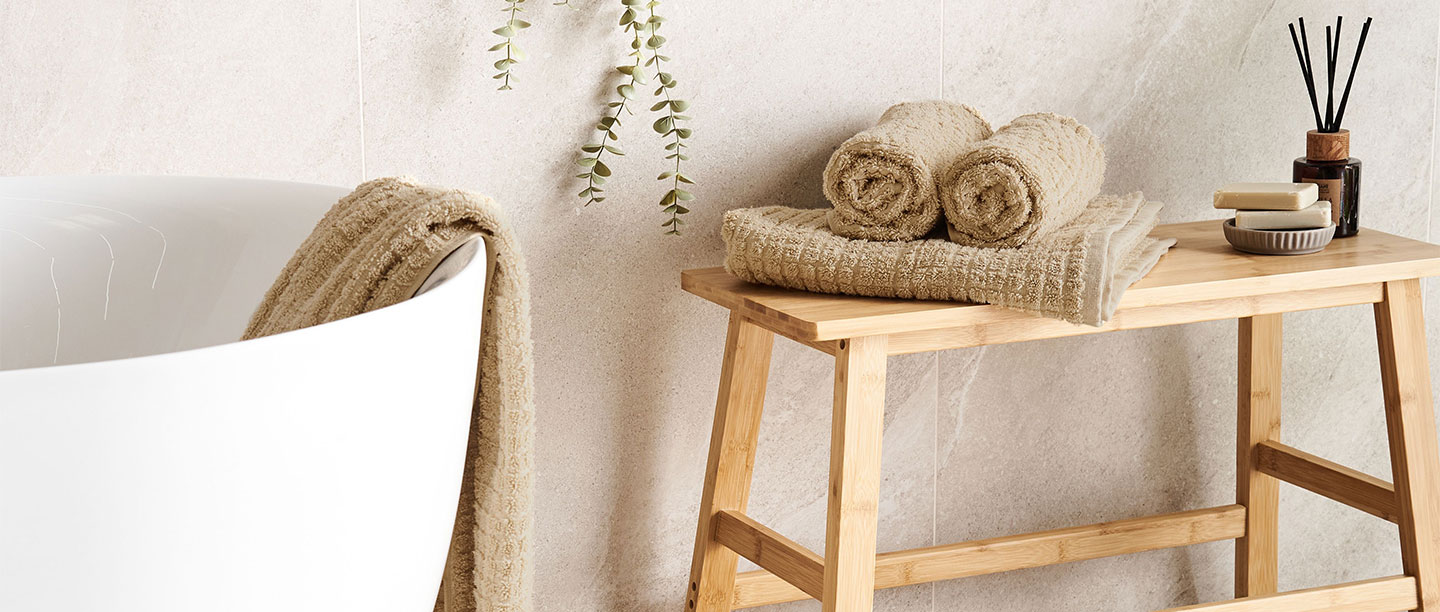 Transform Your Bathroom into an Oasis | Beliani.co.uk