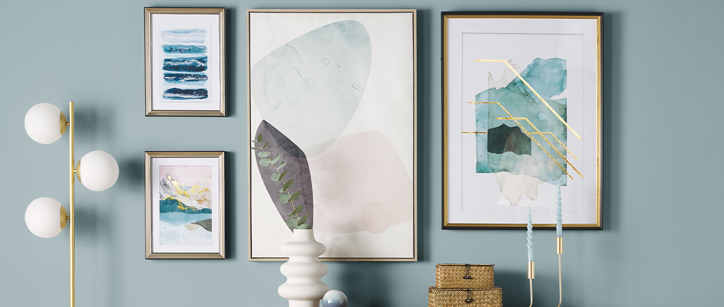 Create a wall gallery in 5 steps | Beliani.co.uk